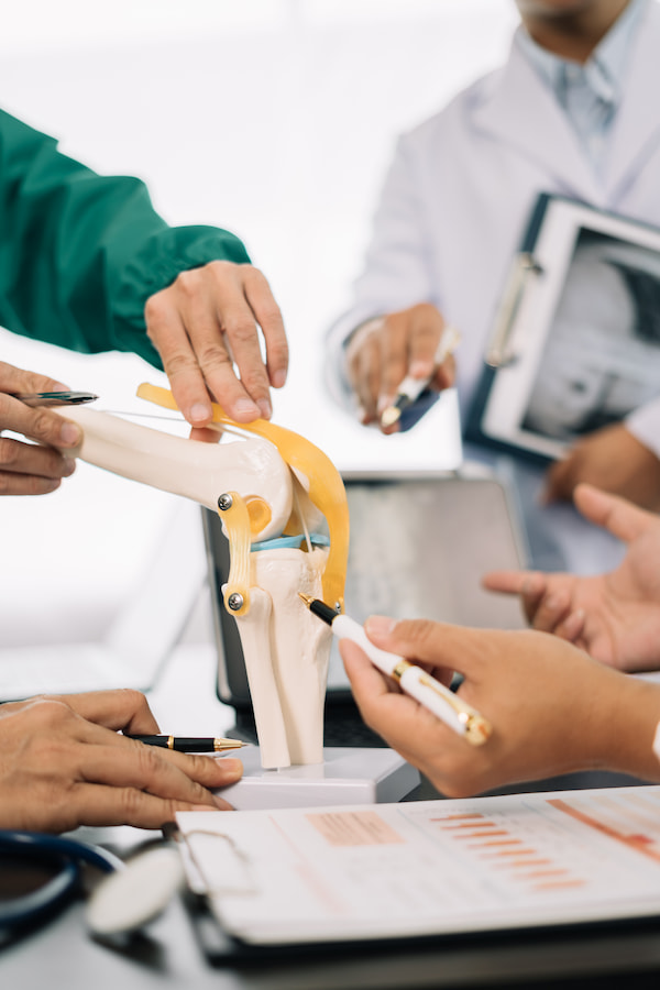 Intra-articular Joint Injections – Palm Valley Pain Management